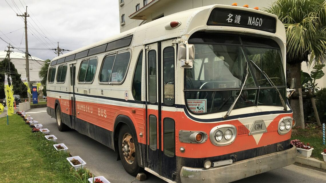 一夜で右側通行が左に沖縄 730 の大事業 バスのドアも車体右から左へどう対応した ローカル線公共交通 東洋経済オンライン