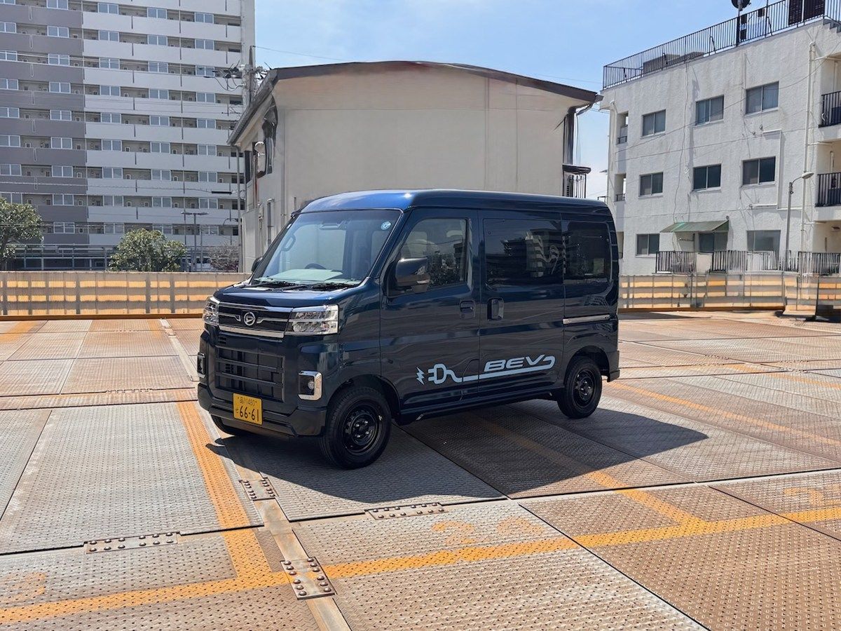 画像 | 電気の軽バン｢ダイハツ･e-アトレーRS｣使い勝手はガソリン車と変わらなくても悩ましい価格 10ページ目 | ビジネス | 東洋経済 ...