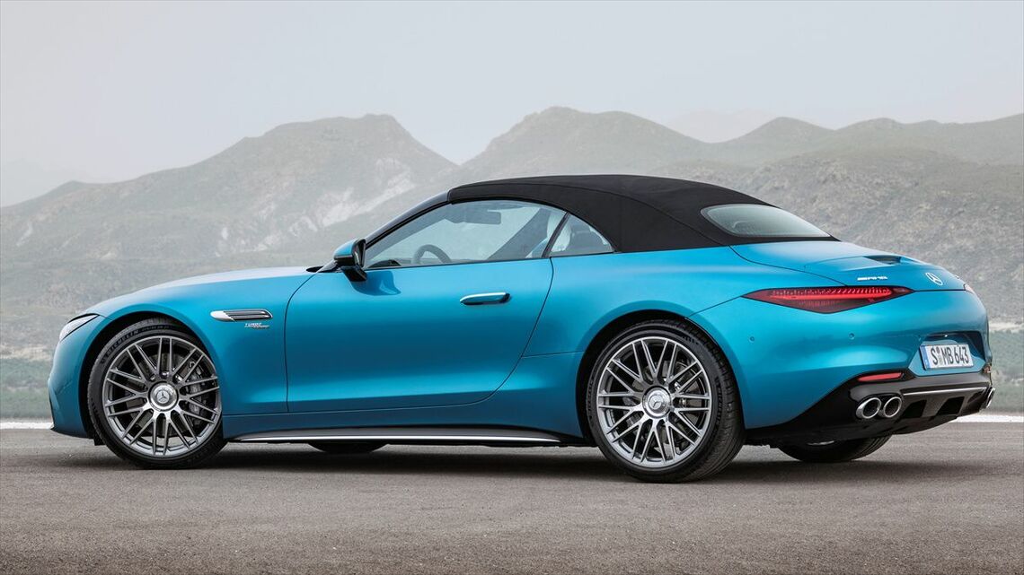 ベンツ｢SL43｣完全AMG設計で伝統＋革新の超進化 最新技術満載で高級ロードスターの新時代へ | 新車レポート | 東洋経済オンライン