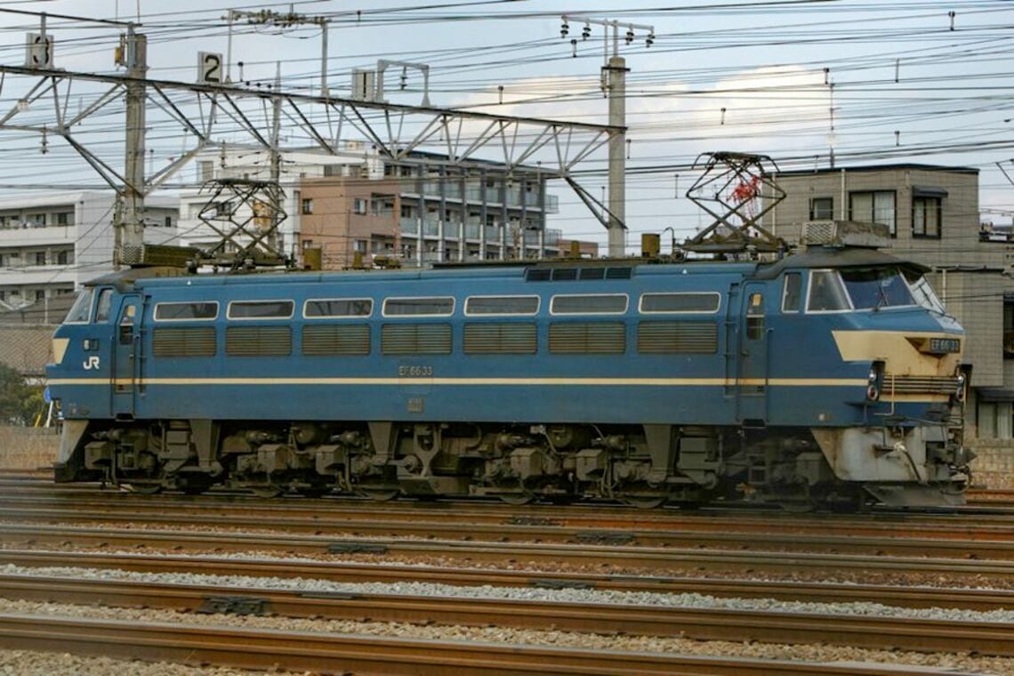 国鉄最強の電気機関車｢EF66｣今どこで見られる？ カットボディも含め保存されている場所を網羅 | 経営 | 東洋経済オンライン